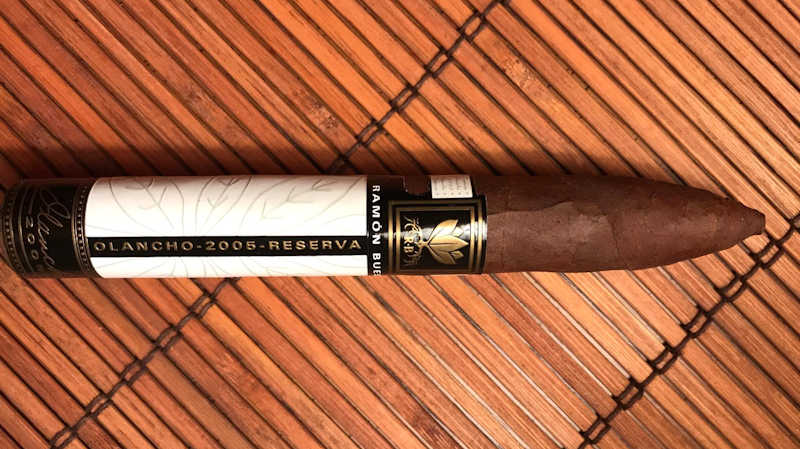 Episode 191: Ramon Bueso Olancho Vintage | Half Ashed